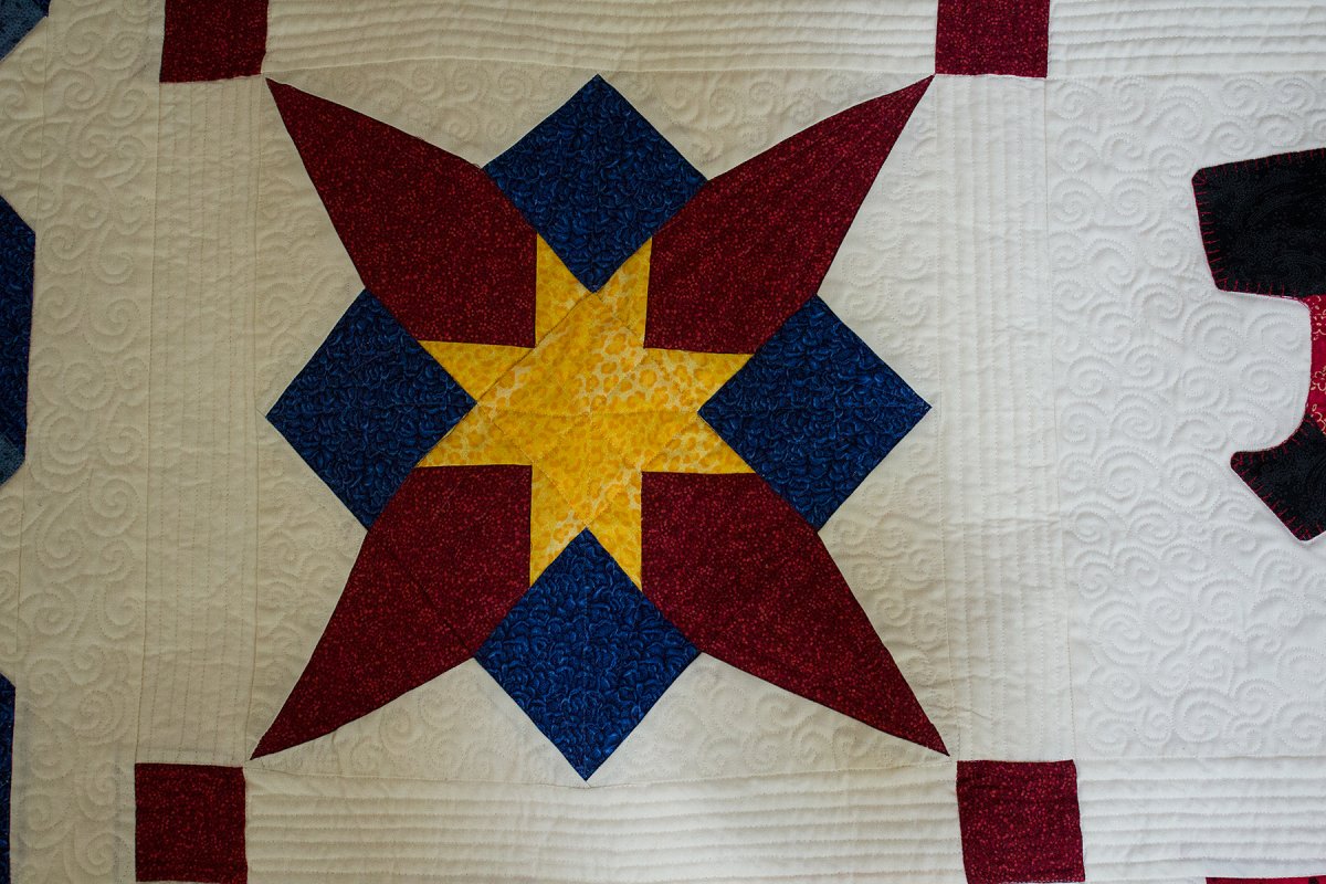 Victory Quilt: Finally Finished!! | Hobby Stash